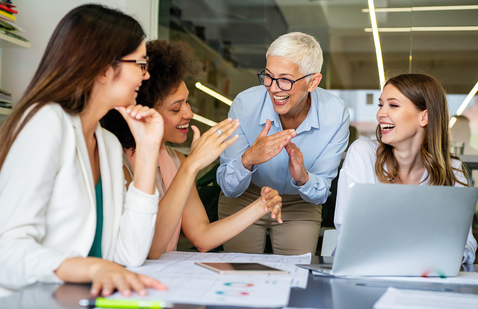 Gelukkige medewerkers: 4 tips - SheNews, Woman & Work.